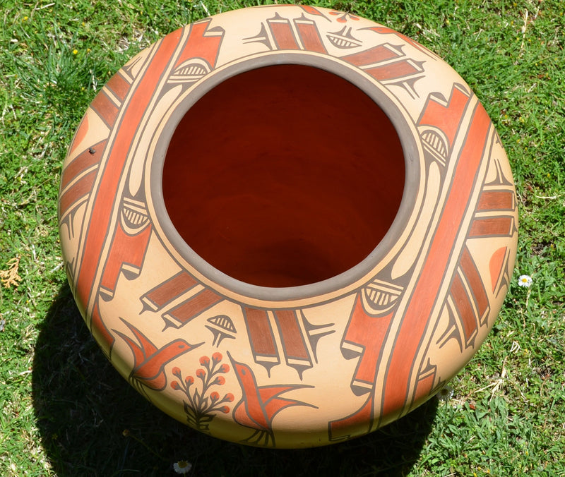 Zia Pueblo Pot : Large Olla: Ruby Panana: rp 22 – Nizhoni Ranch Gallery